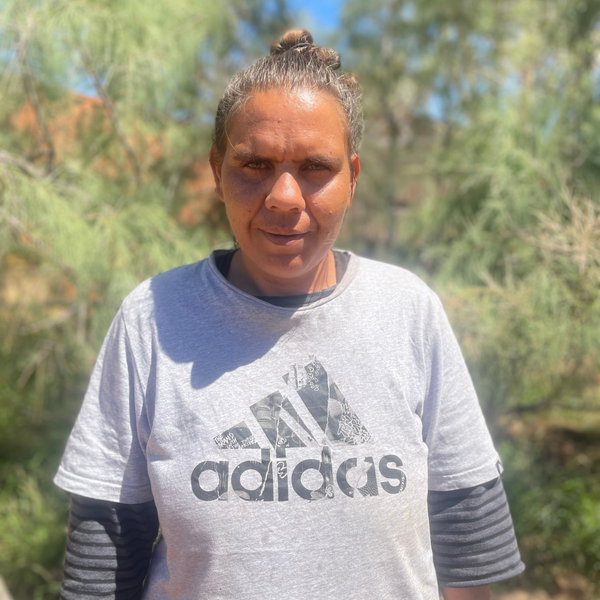Roshanna Williamson – Tjanpi Desert Weavers